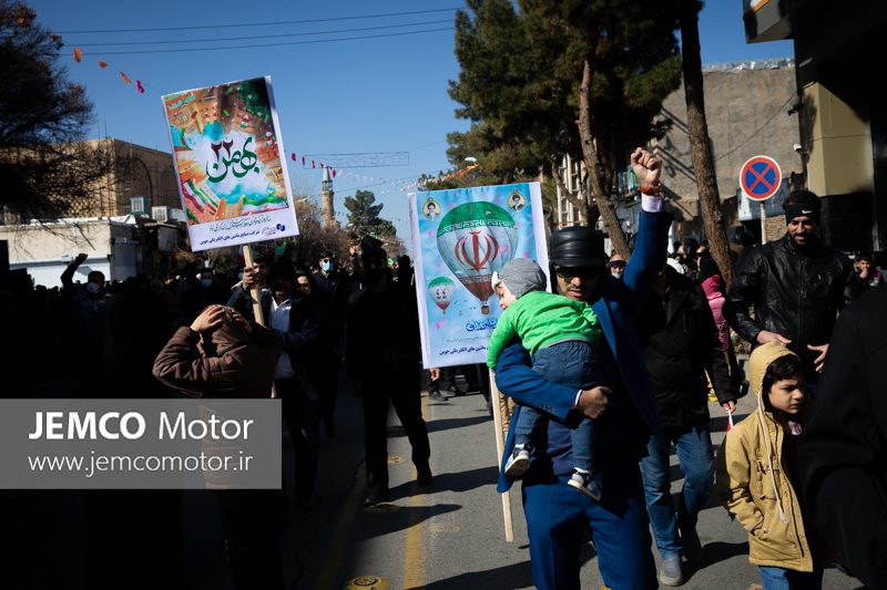 حضور کارکنان شرکت جمکو در راهپیمایی 22 بهمن - جمکو